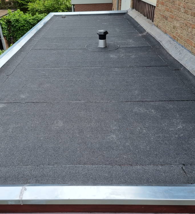 Platte daken - Dakdekkersbedrijf MBD Dakwerken